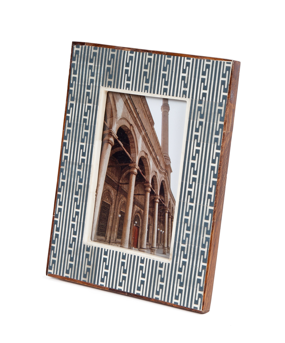 Urban Stripe Picture Frame 1 | Kurtz Collection