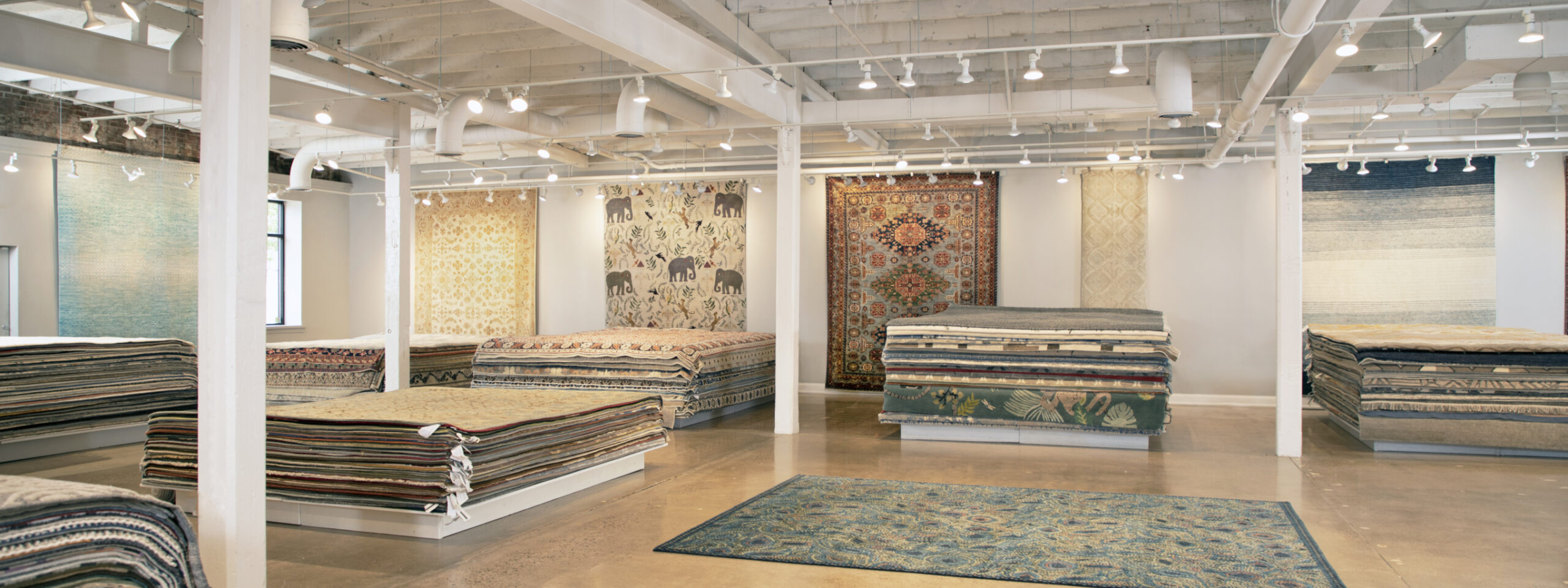 Kurtz Collection | Exclusive Furniture & Luxury Area Rugs